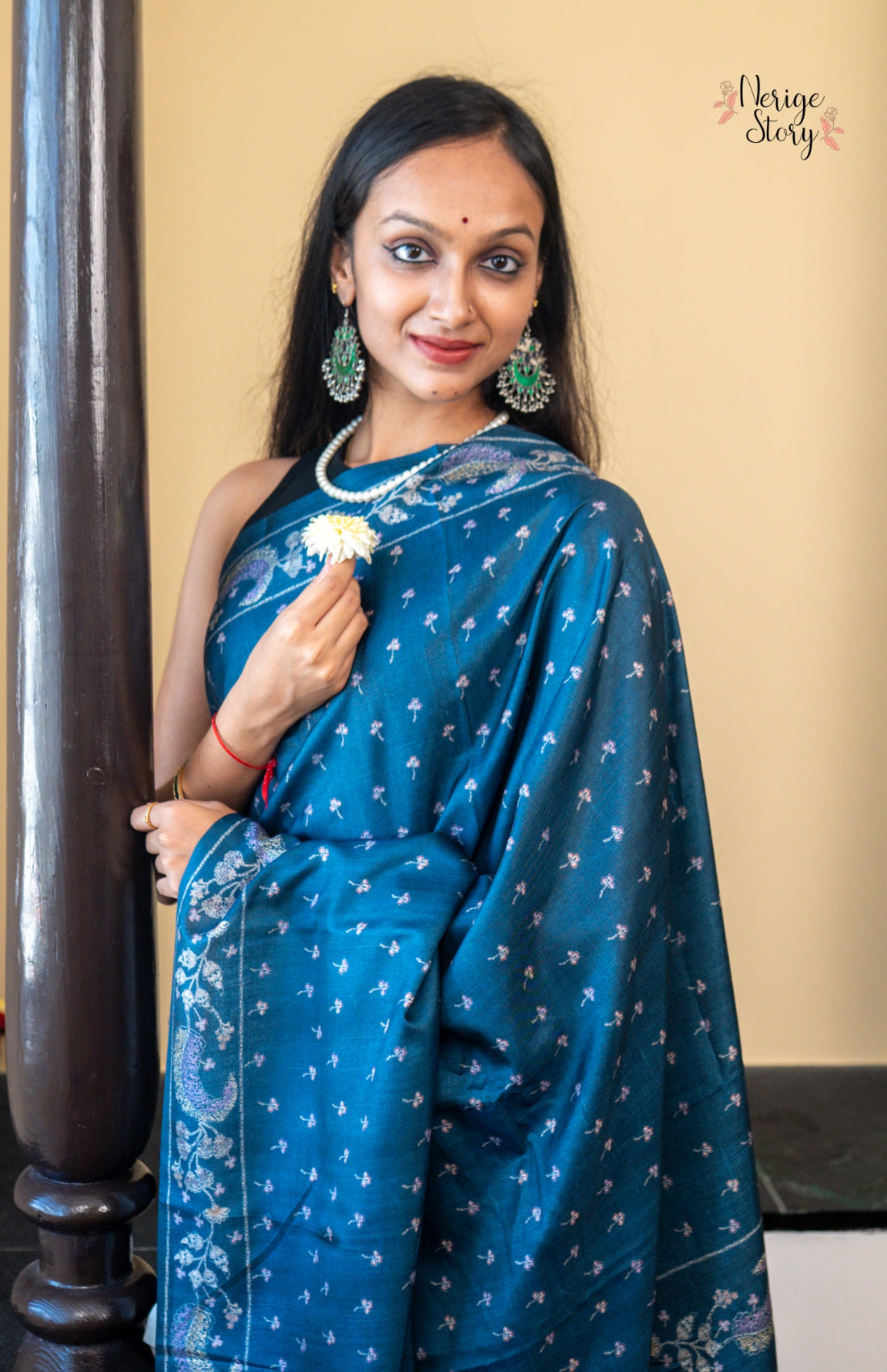 AAINA (आईना) – NerigeStory