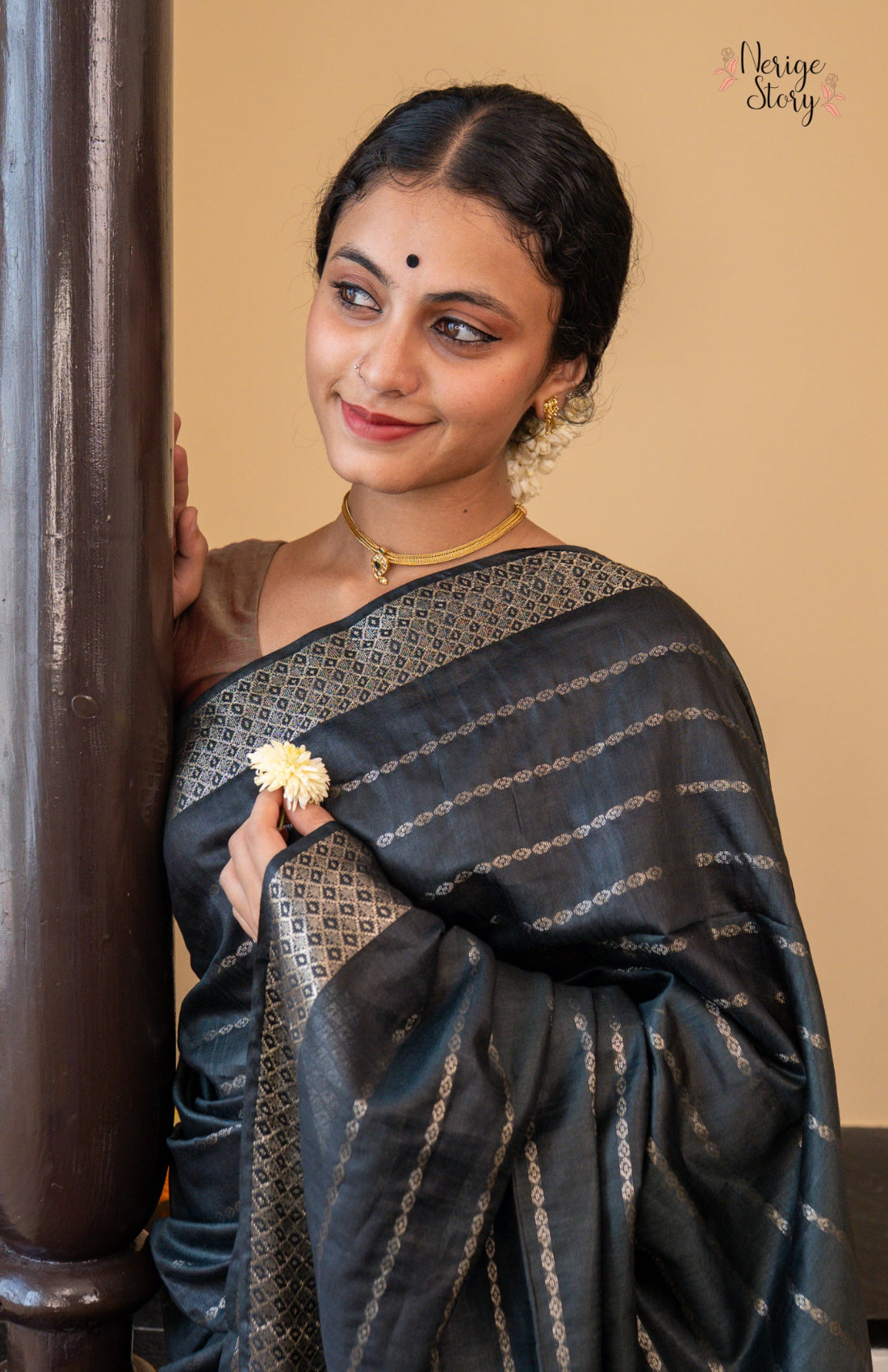 NEELA KAMAL (नील कमल) – NerigeStory